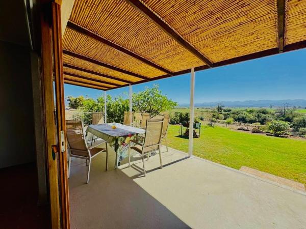 Mooi Uitsig Country Cottage - Oudtshoorn