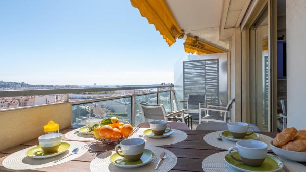 Cannes Sergent Gazan - Cannes