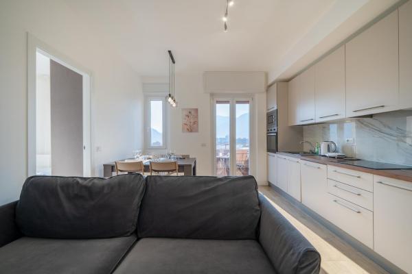 Lake Como 5' - Mountain View - 10' Station - Wifi, Ac - Lecco