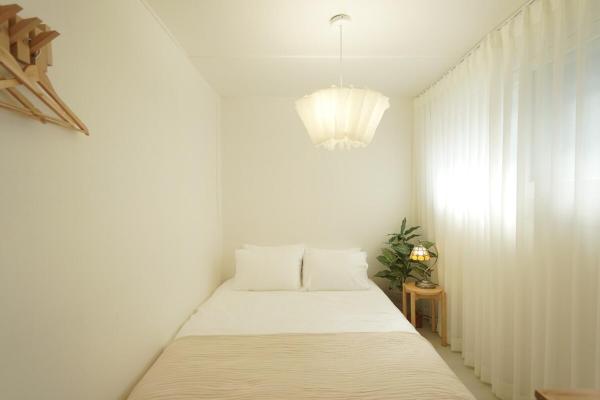 Warm Minimal Wood House Near Hongdae, 3min Subway, Airport Bus 6 Mins - Bucheon-si