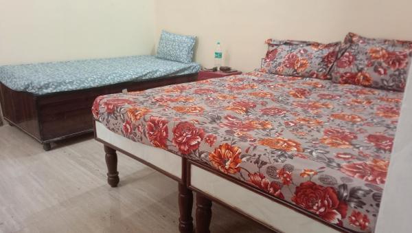 1 Rk For 3 People - Indore