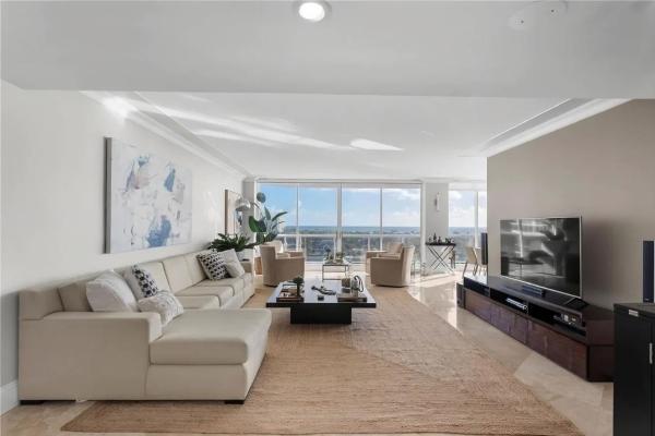 Exclusive Waterfront Sky Residence - Tidal Cove Waterpark, Aventura