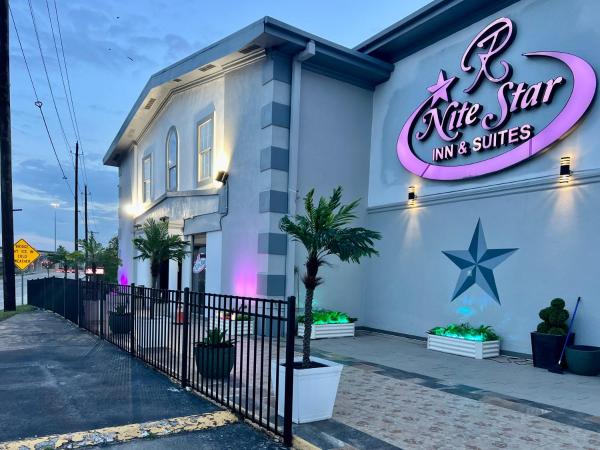 R Nite Star Inn And Suites -Home Of The Cowboys & Rangers - Grand Prairie