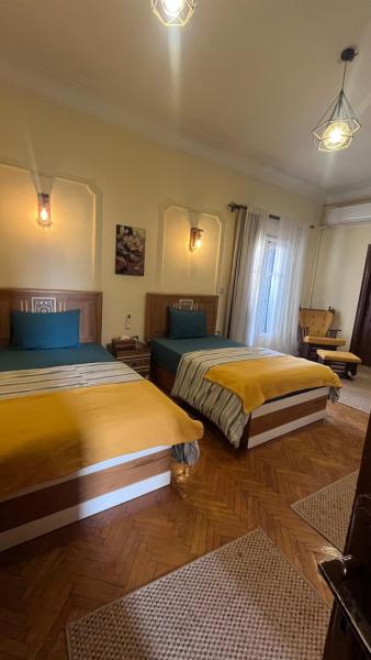 Cozy Central Private Room With Double Bed Shared Bathroom Downtown Cairo - Caïro