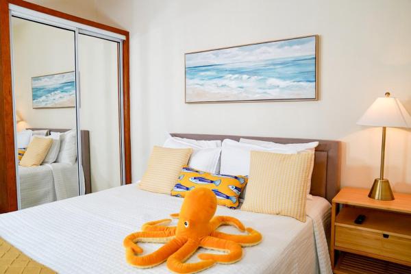 Borinquen Beach Getaway Apt 1 Near Beach - Aguadilla