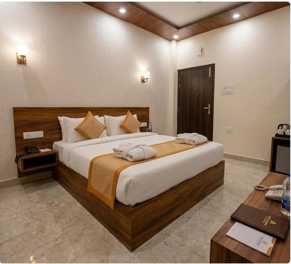 Hotel Relax Inn Ganga - Best Budget Hotels Family Hotels In Rishikesh - Rishikesh