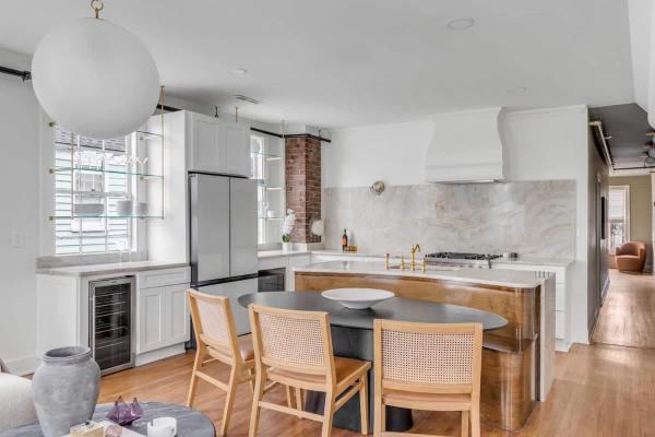 Historic Renovation Large Groups Luxury Design - Charleston, SC