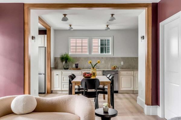 New Private Renovated Home With Parking - Mount Pleasant, SC