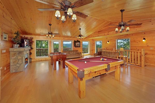 Big Bear Lodge - Gatlinburg, TN