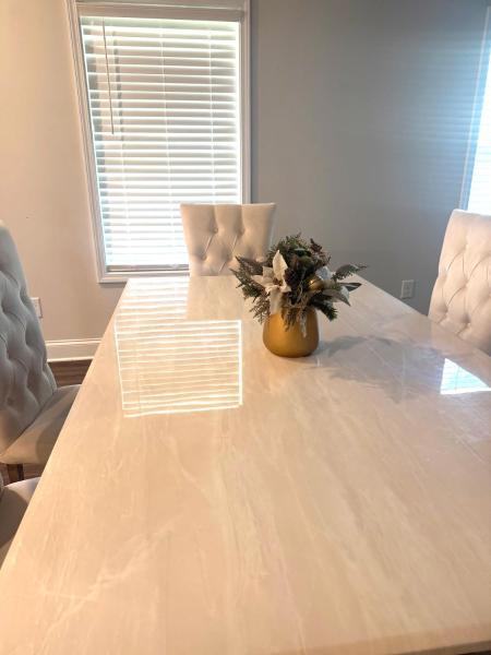 Vivid Retreats - 로렌스빌