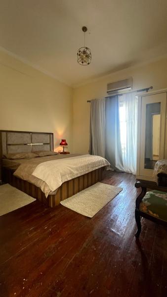 Room King Bed With Shared Bathroom Amazing View Downtown - Cairo