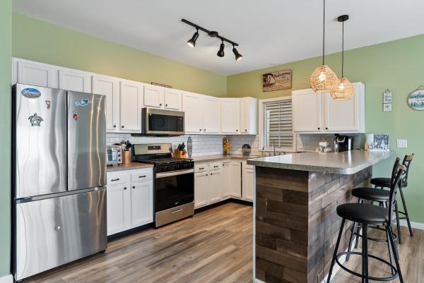 Escape To Wildwood Marina In A Modern 3 Bedroom Condo With Stunning Bay Views - Wildwood, NJ