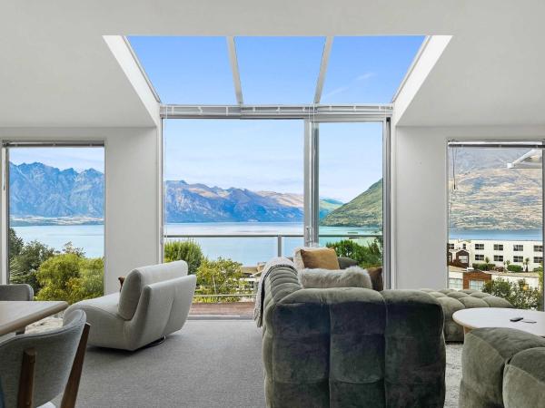 Stunning Lake & Alpine Views - Fernhill Retreat - Queenstown
