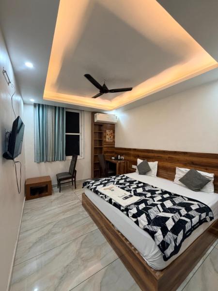 Landlord Premier - Rohtak