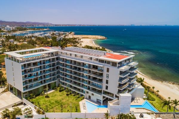 Oceanfront Gem With Bay View Terrace & Direct Sea Access - La Cruz de Huanacaxtle