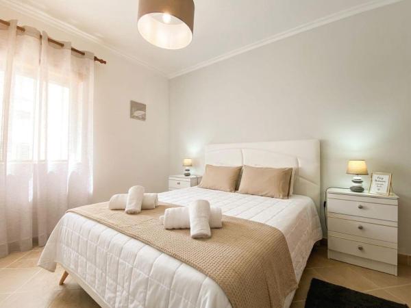 Apartamento T1 Carvoeiro C/piscina E A 300m Praia - Carvoeiro