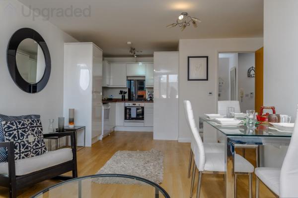 Garden View Apartment By Portland Square - Bristol