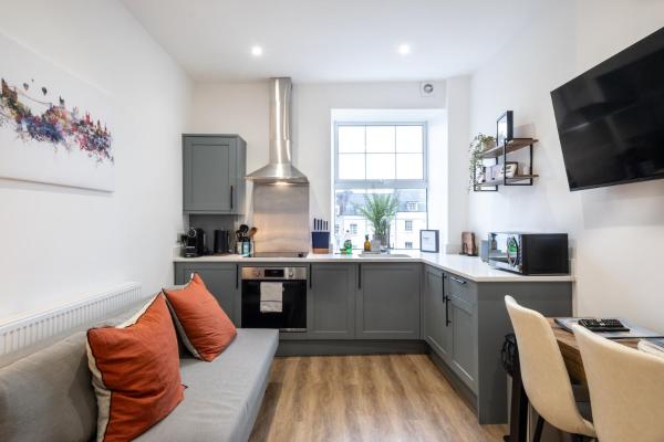 Fantastic 1-bed Flat In The Heart Of Clifton - Clifton