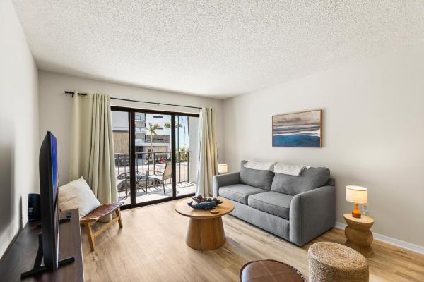 One Bedroom 1 1/2 Bath Madeira Place #211 - Madeira Beach, FL