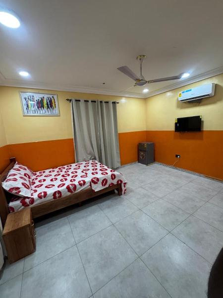 Derna Guest House - Accra