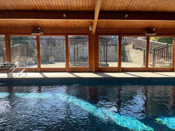 Habberjam Farm - Swimming Pool, Hot Tub, Sauna, Games Room - Chesterfield