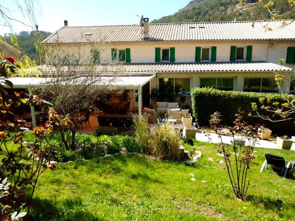 Hôtel Restaurant Le Lachens - Verdon Gorge