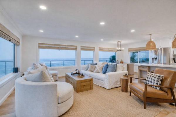 Crew House - Oceanside, Oregon, OR