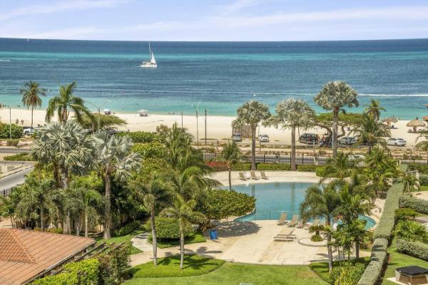 Beachfront - Surround View 4br Penthouse - P516 - Aruba