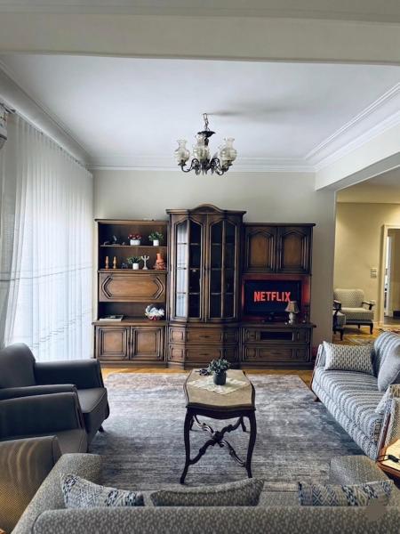 Sun-lit Elegant Home In A Quiet Mohandessin Spot - Giza