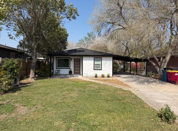 3br Modern Home, Brownsville, Prime Location - Brownsville, TX