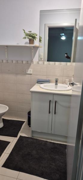 Master Bedroom Near Airport - Marion