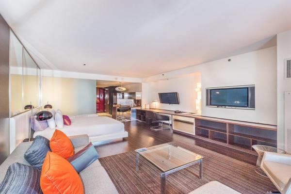 Amazing High Rise No Resort Fees W Balcony - Las Vegas