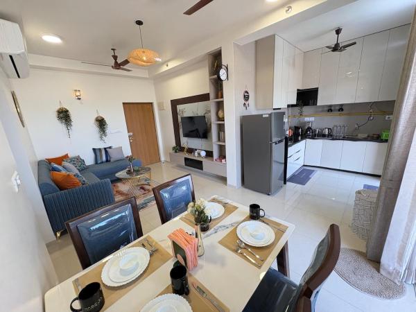 Skyline Haven 2 Bhk 28 Th Floor And Pool - Gandhinagar