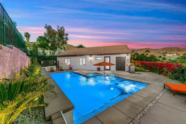 Villa Della Brezza Pool Spa & Cold Plunge - Desert Hot Springs, CA