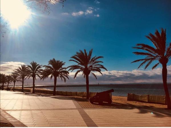 Joc D Estiu. Apartamento En Roses — Primera Línea De Mar Con Vistas Espectaculares - Es-258-73 - Cadaqués