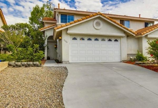 Family Home 4 Bedrooms With 4 Beds - Vista, CA