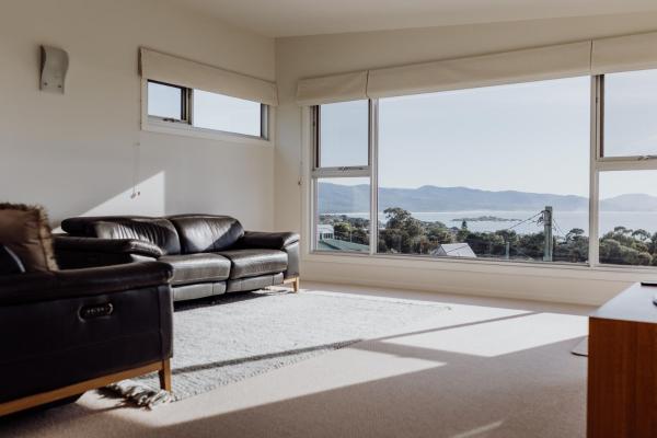 The Watch House - Panoramic Views Of Bicheno Ocean - Bicheno