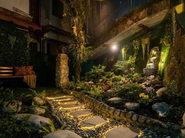 The Garden Courtyard - China