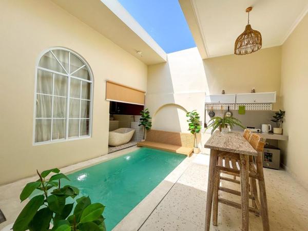At Paviliun With Private Pool - Jogjakarta