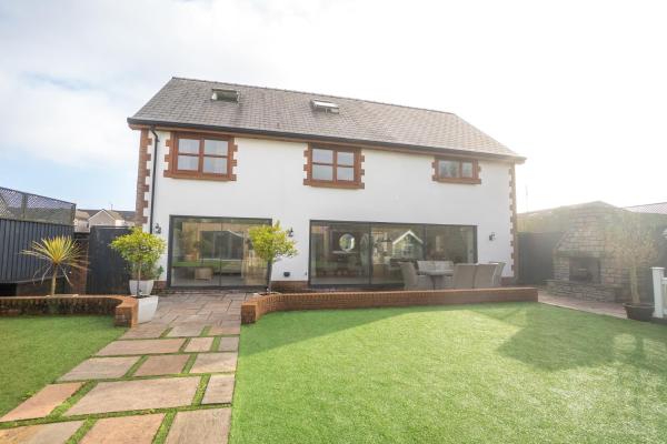 Spacious 6br Swansea Home With Parking - 스완지
