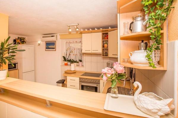 Holiday Home Katica - Okrug Gornji