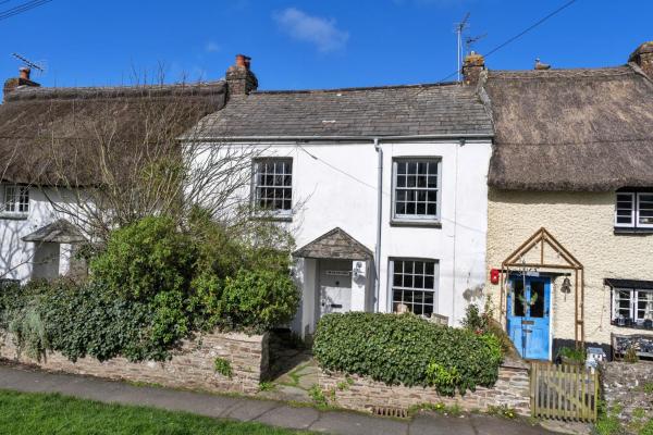 The Old Post Cottage - Stratton