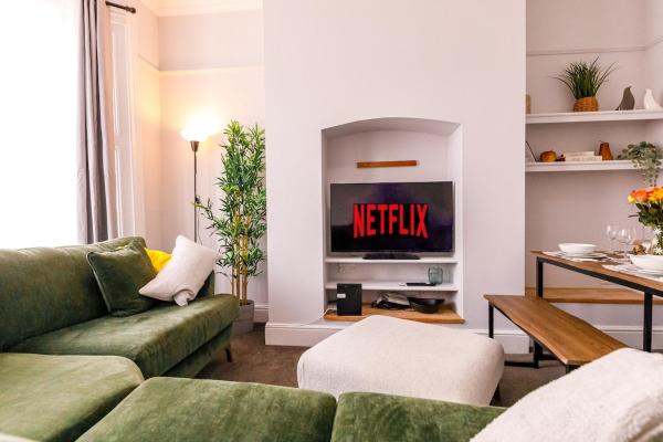 3bed Cosy Home - Secure Off-street Parking - Sunderland