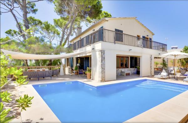Villa Cala Estancia Mercedes - Palma de Mallorca Airport (PMI)