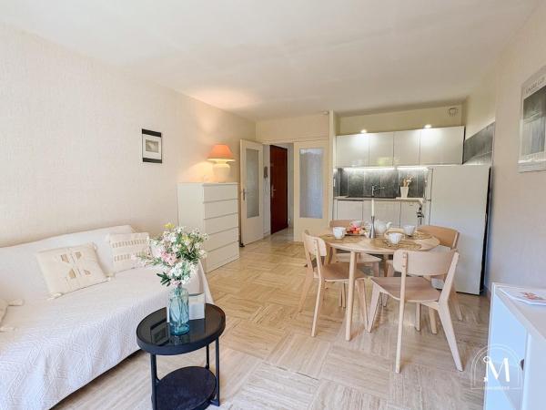 T2 En Rez-de-jardin à Portissol - Proche Centre - Le Castellet