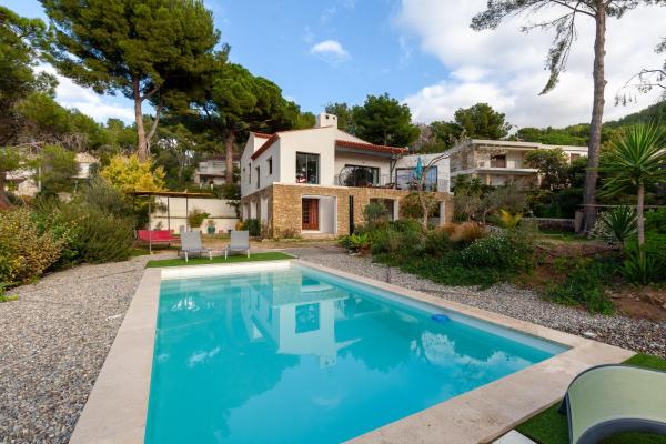 Bas De Villa Piscine 150m De La Mer - Ceyreste