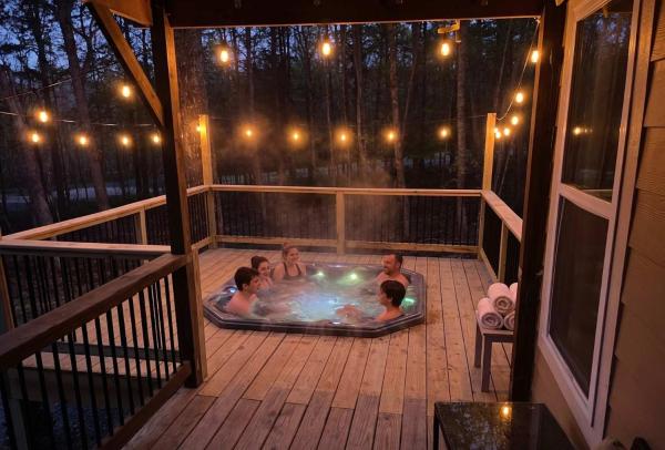 Hot Tub, Dogwood Cottage With Private Fire Pit, Sleeps 6! - Beaver Lake, Rising Fawn