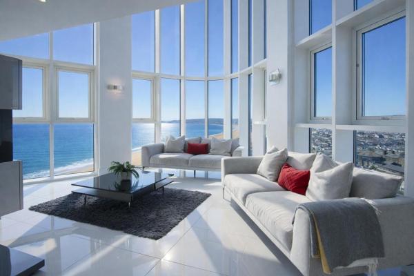 High Floor Meridian Tower - 3 Bedroom - Swansea - Swansea
