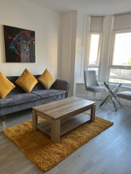 The Chic Weston Flat 1-bed, Top-rated Location - Weston-super-Mare