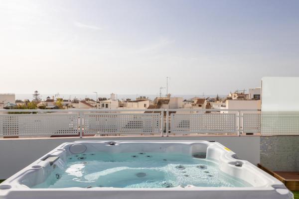 Terraza Mar Y Montaña - Nerja